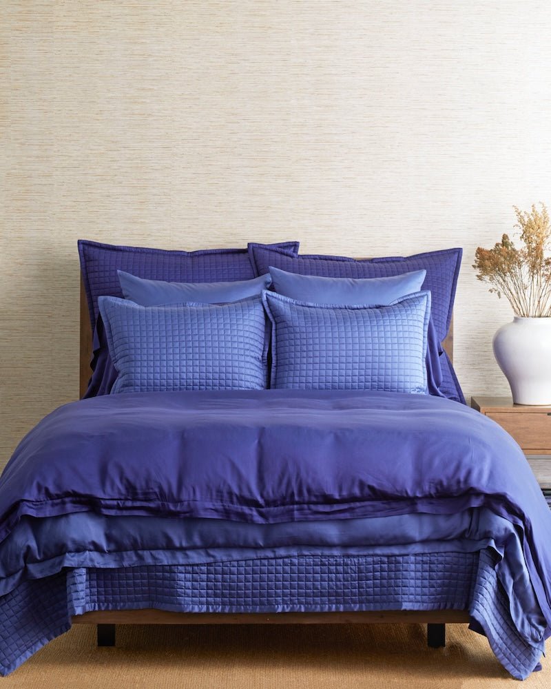 Ready-to-bed 2.0 Duvet Navy/Periwinkle by Ann Gish – FIG LINENS AND HOME