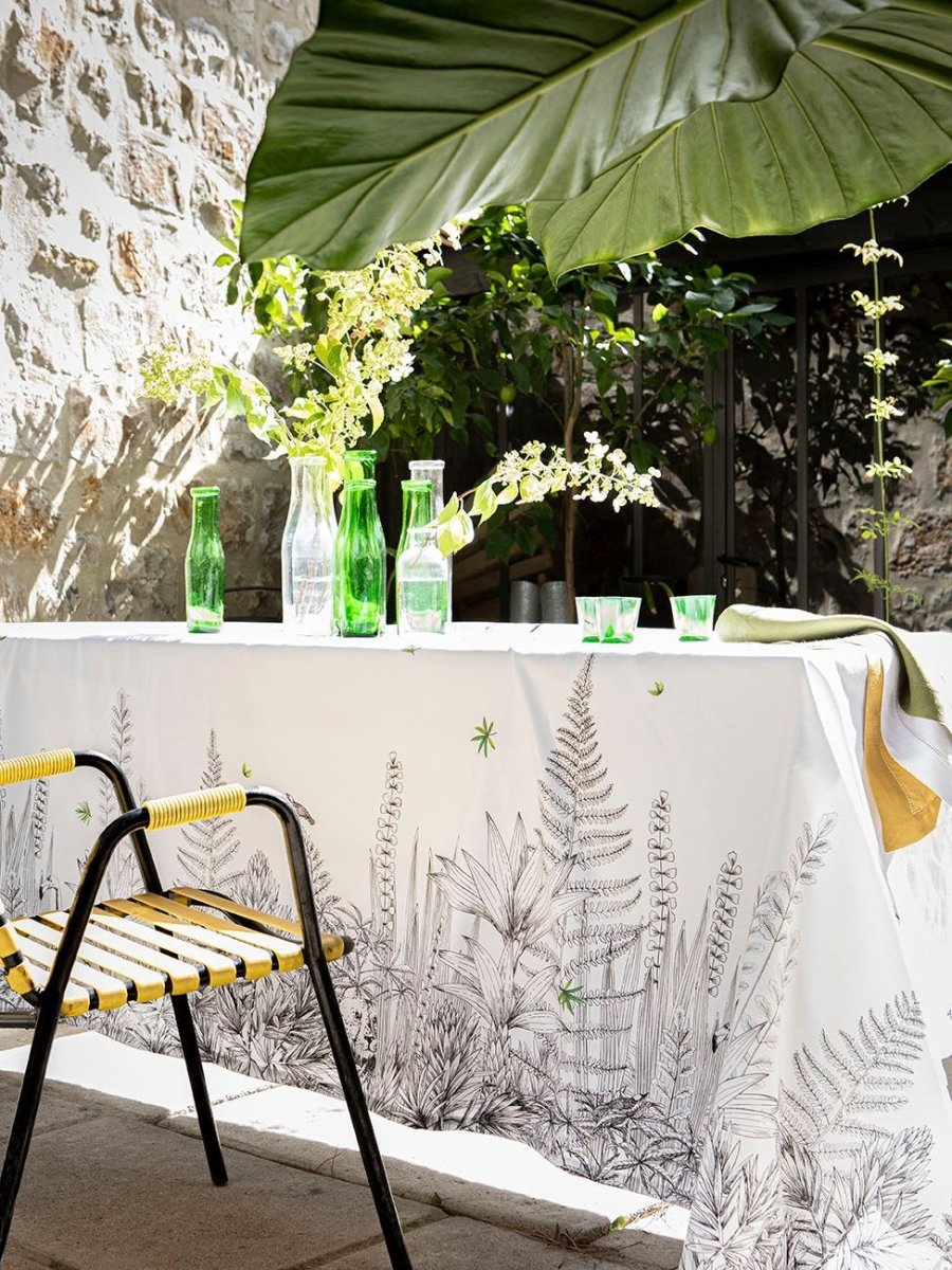 Le Repas du Lion Tablecloth by Alexandre Turpault | Fig Linens - FIG ...